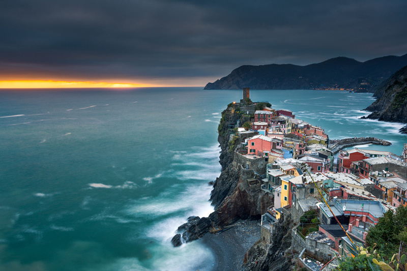 There is something about visiting Beautiful Towns on Perilous Cliff Sides