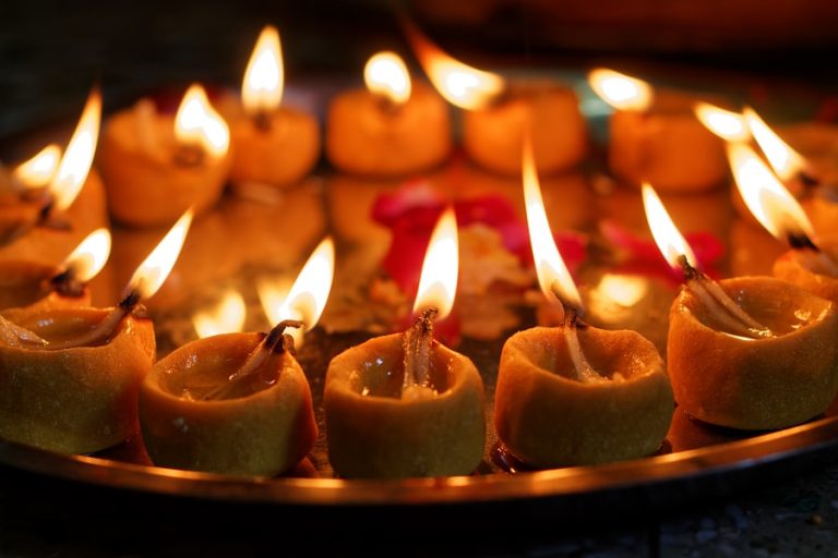 16 Amazing Scientific Reasons Behind Hindu Rituals
